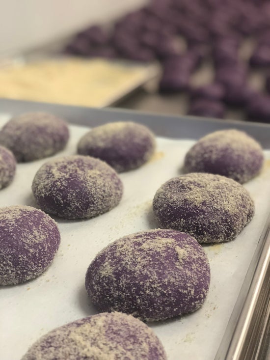 Ube Pandesal Half Dozen